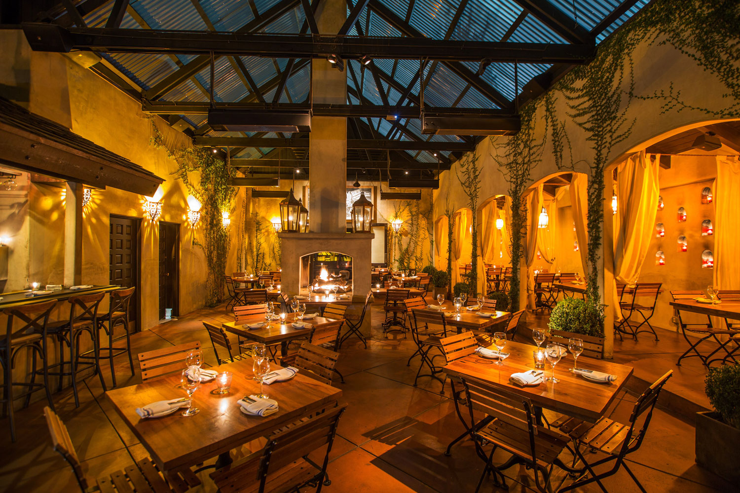 The 20 Best Pubs in Goa, Bars, Restaurants, Nightlife in Goa- 2020