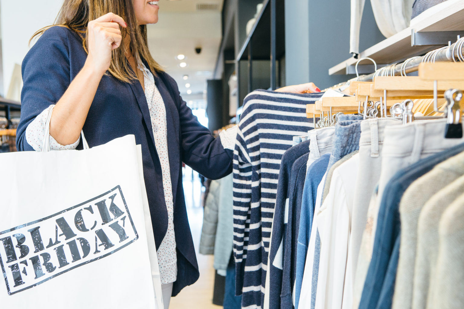 In this Way Successful Retailers Attract Ladies on Black Friday ...